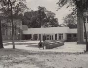 Joyner Library entrance - ECU Digital Collections